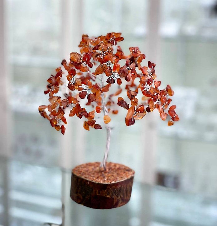 Carnelian Winded Silver Wire Tree - בדרך הטבע